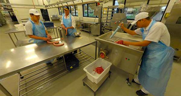 Meat Processing Courses - Hospitality & Tourism - TAFE SA