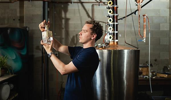 Certificate III in Wine Industry Operations (Cellar Operations) - TAFE SA