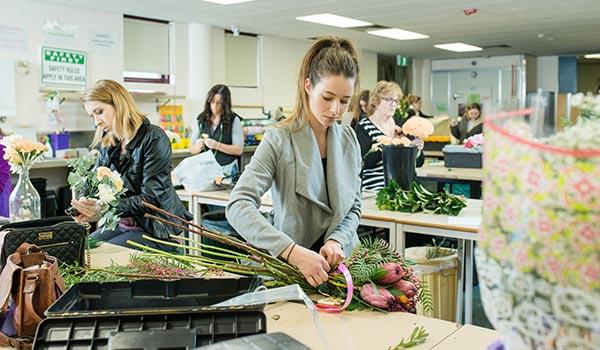 Certificate III in Floristry - TAFE SA