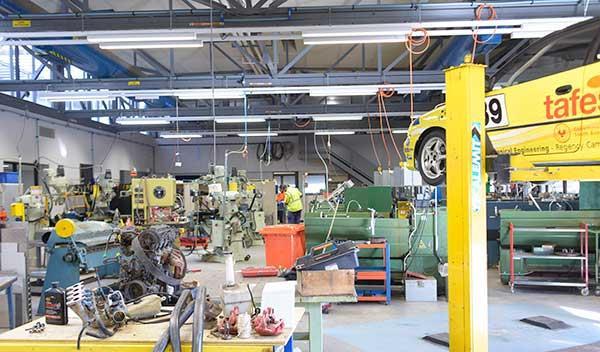 Certificate III in Automotive Electrical Technology - Automotive - TAFE SA