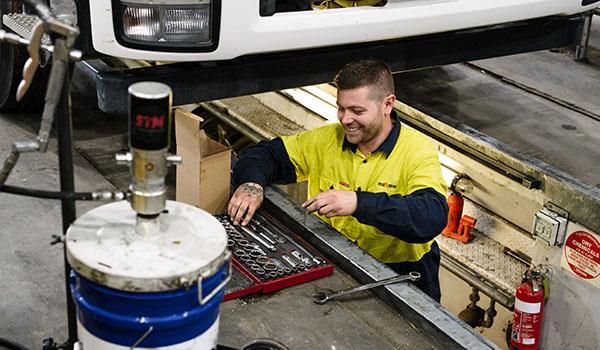 Certificate III in Heavy Commercial Vehicle Mechanical Technology ...