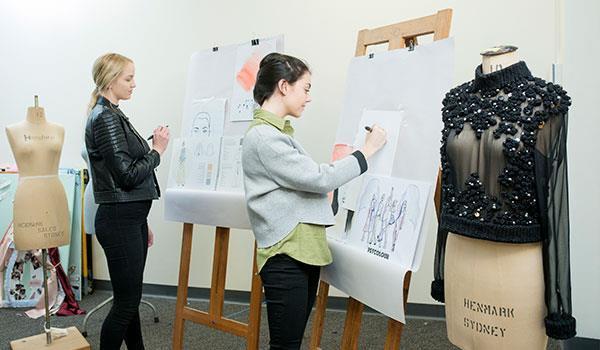 Certificate III in Apparel, Fashion and Textiles - Fashion - TAFE SA